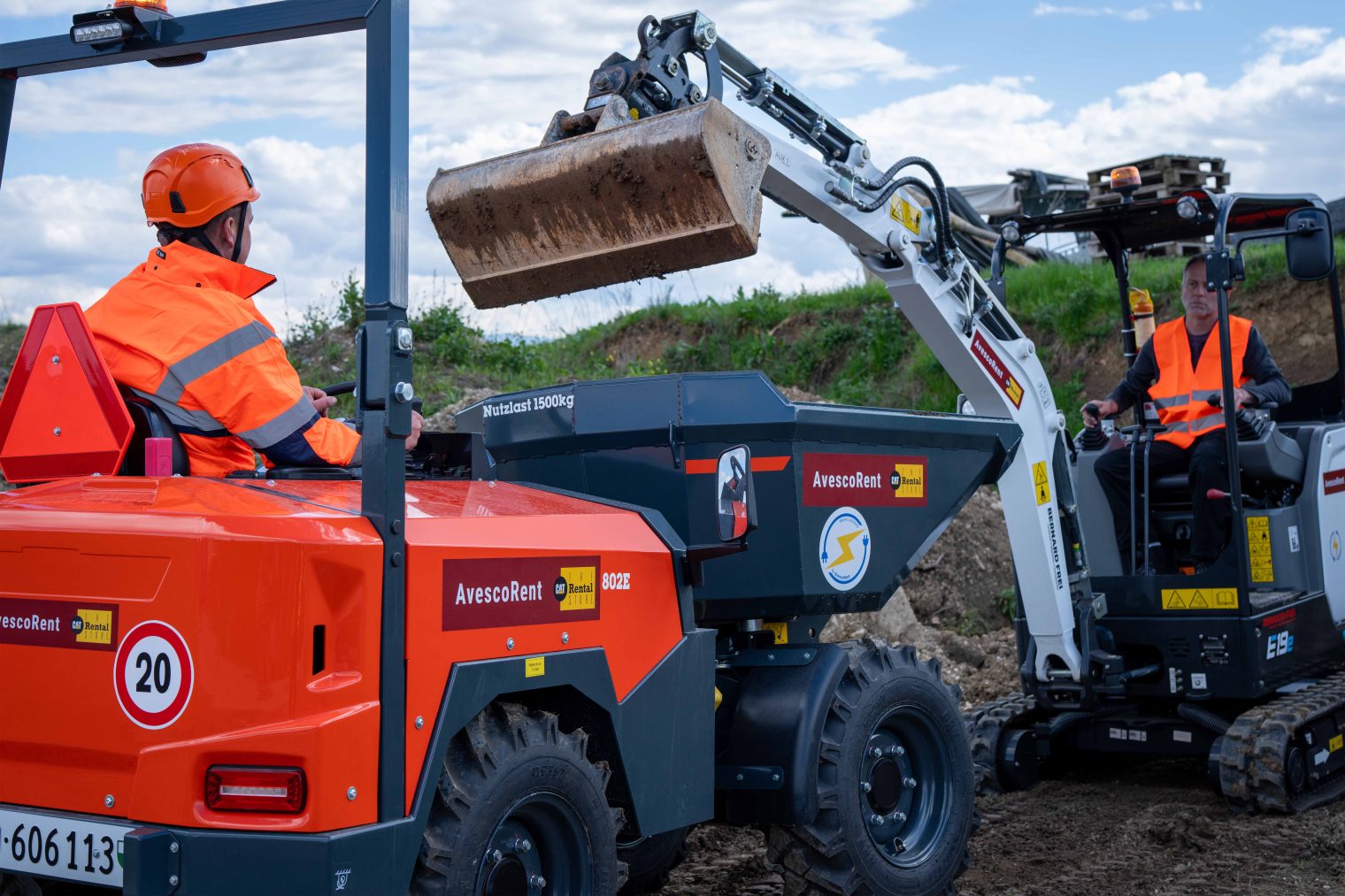 Louez Dumpers pneus 800Lt - 1,5T - E-power - Avesco Rent